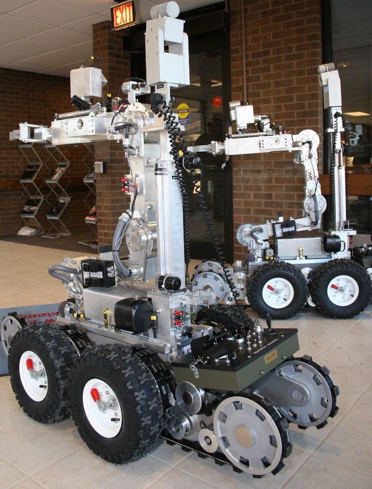 ILEAS Hosts Bomb Robot Maintenance Depot | ILEAS
